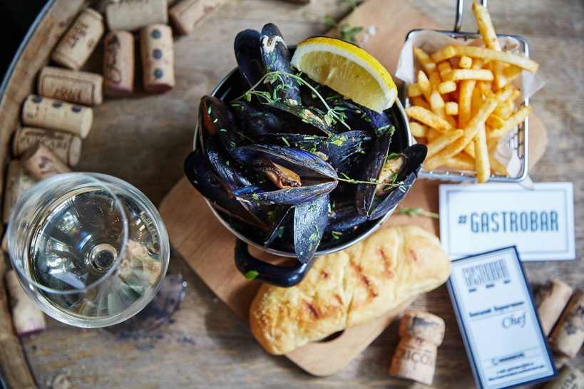 Midiile și… – Wine and Spirits